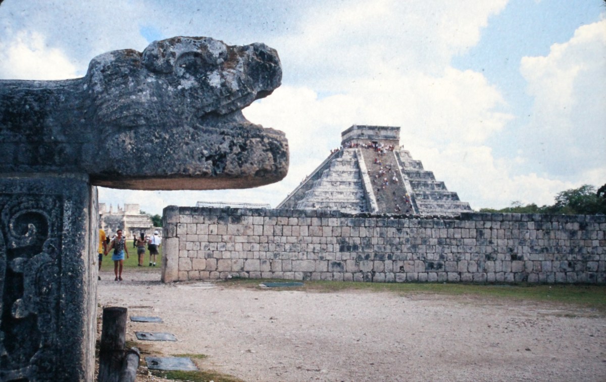 Ancient Mayan City of Chichen Itza: Witness Mayan Magic, & A Culture of ...