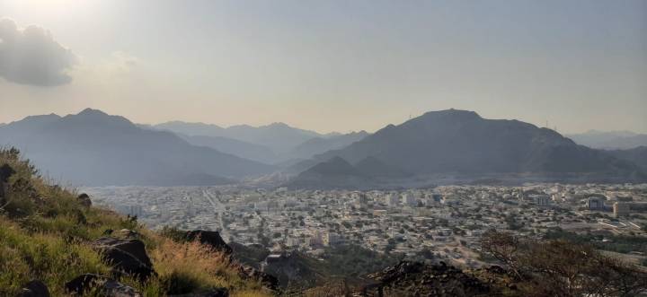 Al Rabi Hiking Trail - Views of Khorfakkan Port & the Arabian Sea - At ...