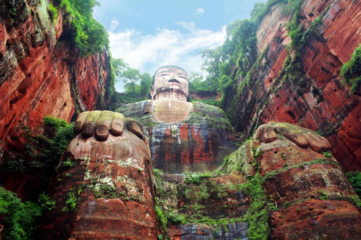 The Leshan Giant Buddha: A Spiritual Statue That Calmed the Dangerous ...